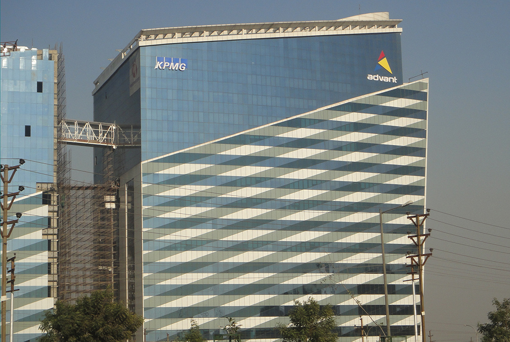 AGVAlfab | A synergy for facade solution